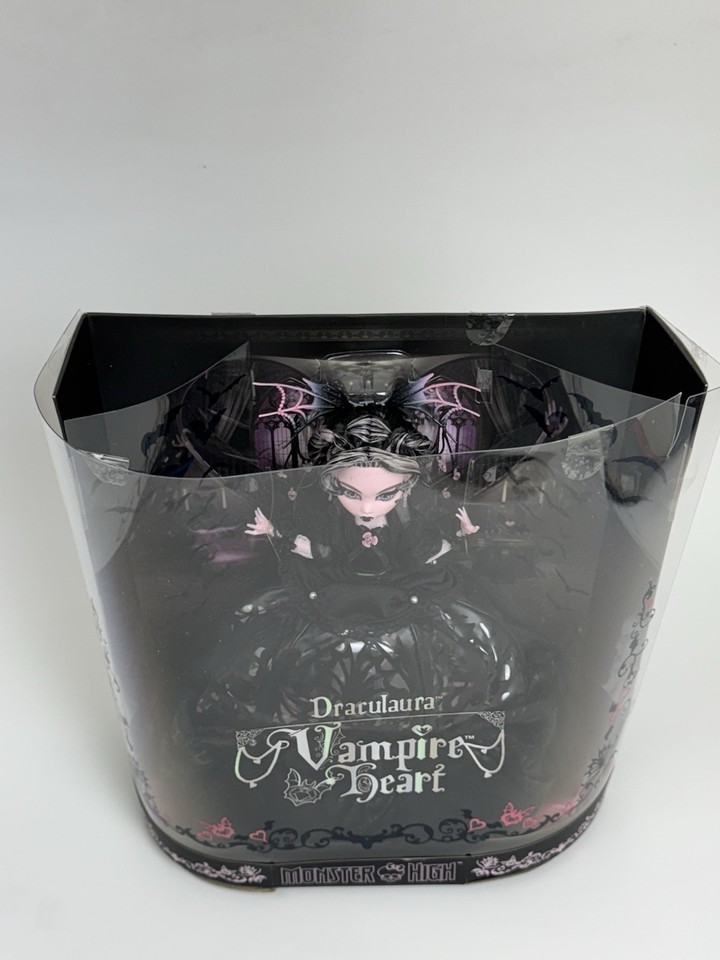 Monster High Vampire Heart Draculaura Collector’s Doll Mattel 2023 | eBay