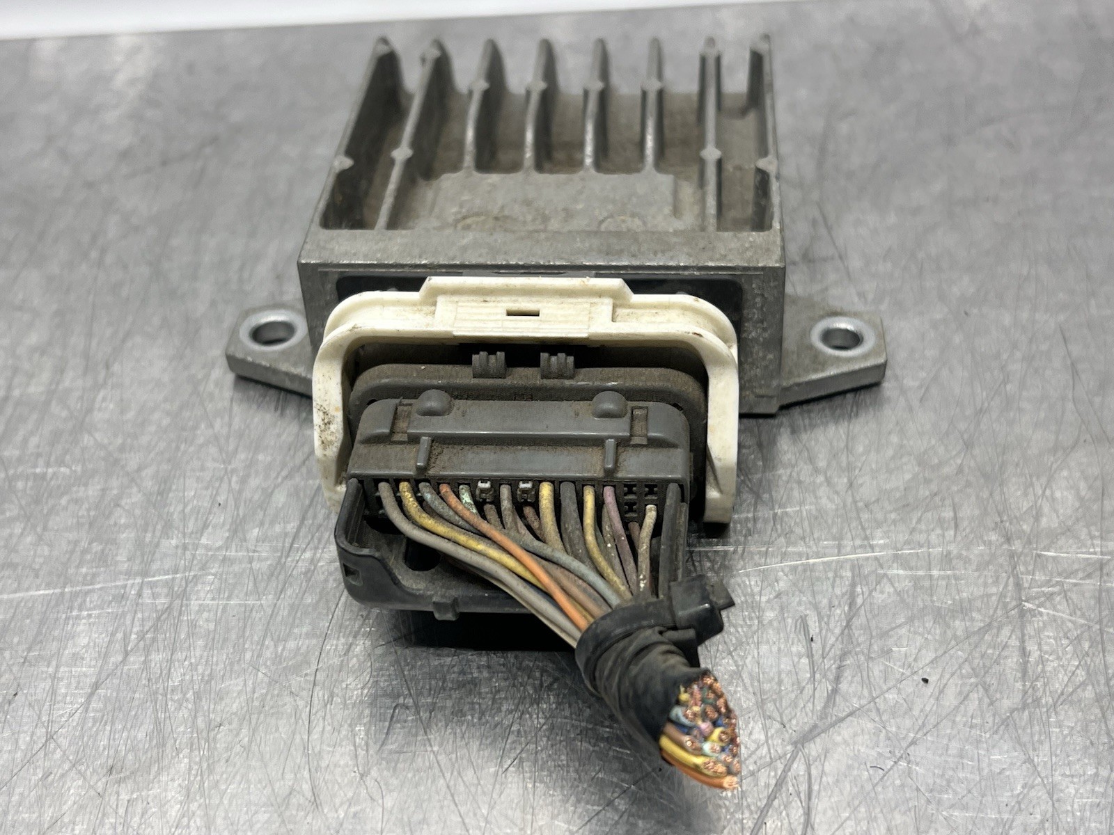 2010 2011 Mazda 3 2.0L A/T TCM Transmission Control Module OEM LF8M 18 ...