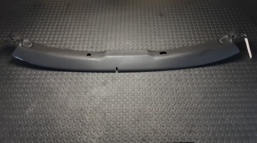 05-13 Chevrolet Corvette C6 WINDSHIELD HEADER TRIM PANEL MOLDING ...