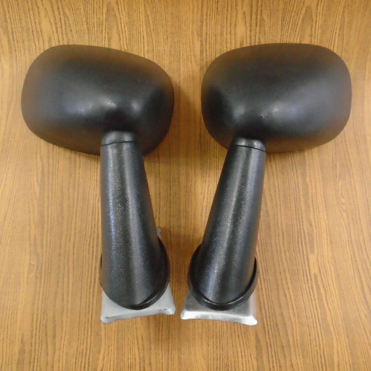 FOR TOYOTA HILUX RN20 RN25 RN30 LN40 LN50 LN56 LN85 PAIR BLACK FENDER ...