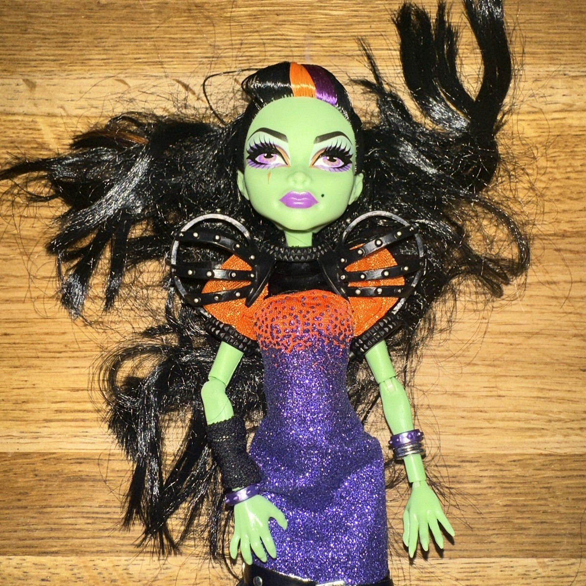 Monster High Casta Heftig Monster High Doll Casta Fierce, Authentic