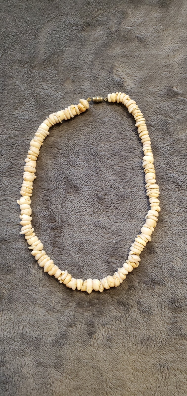 VINTAGE 60'S GENUINE HAWAIIAN NATURAL PUKA SHELL CHOK… - Gem