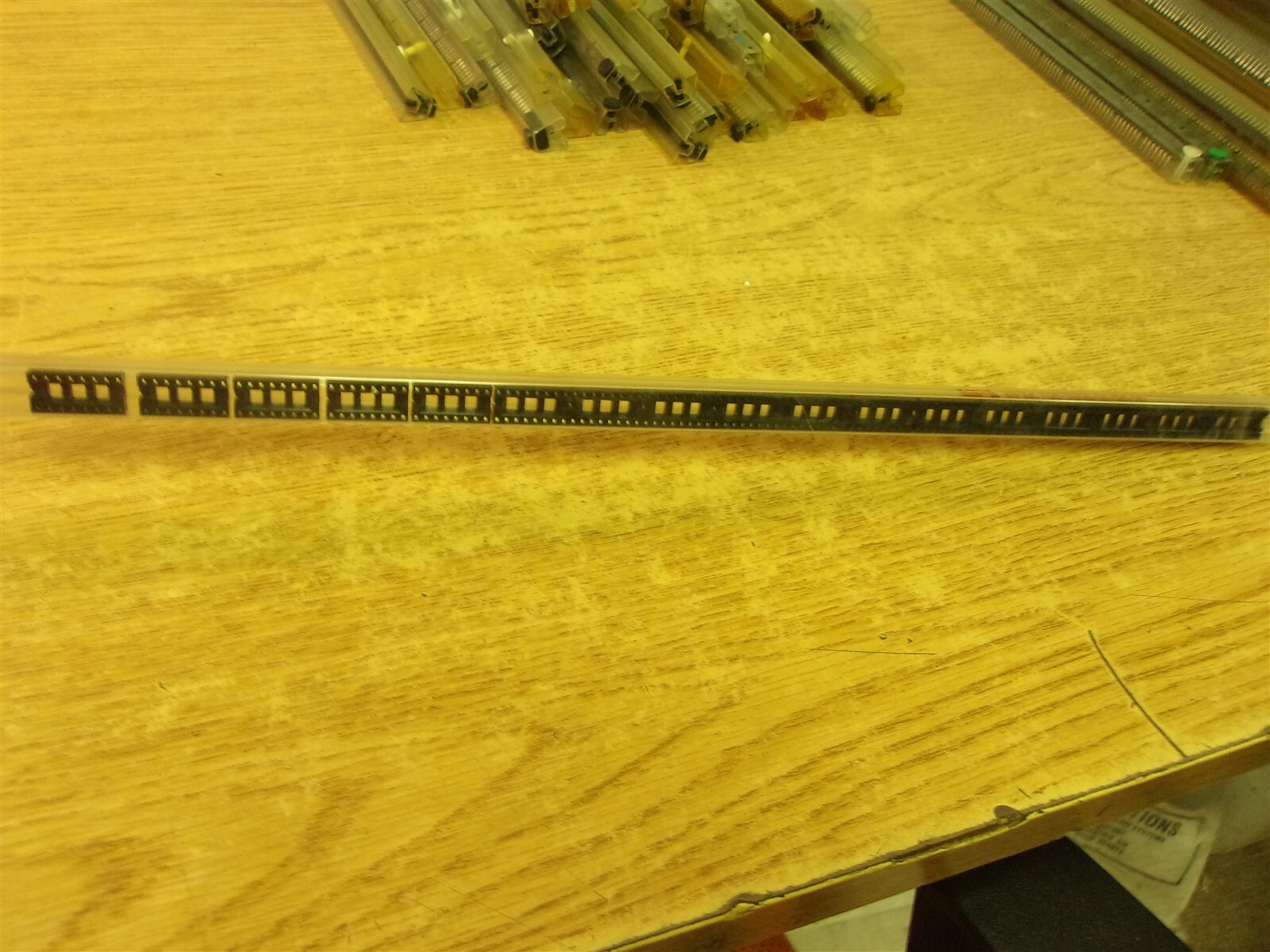 NEW Dip 16 Pin Open Frame IC Chip Sockets 703-1316-01-04-10 Sleeve of ...