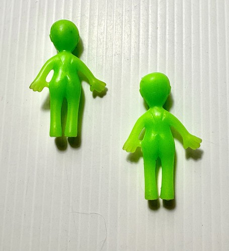2 - Green Neon Aliens Rubber Miniature Figures 2" | eBay