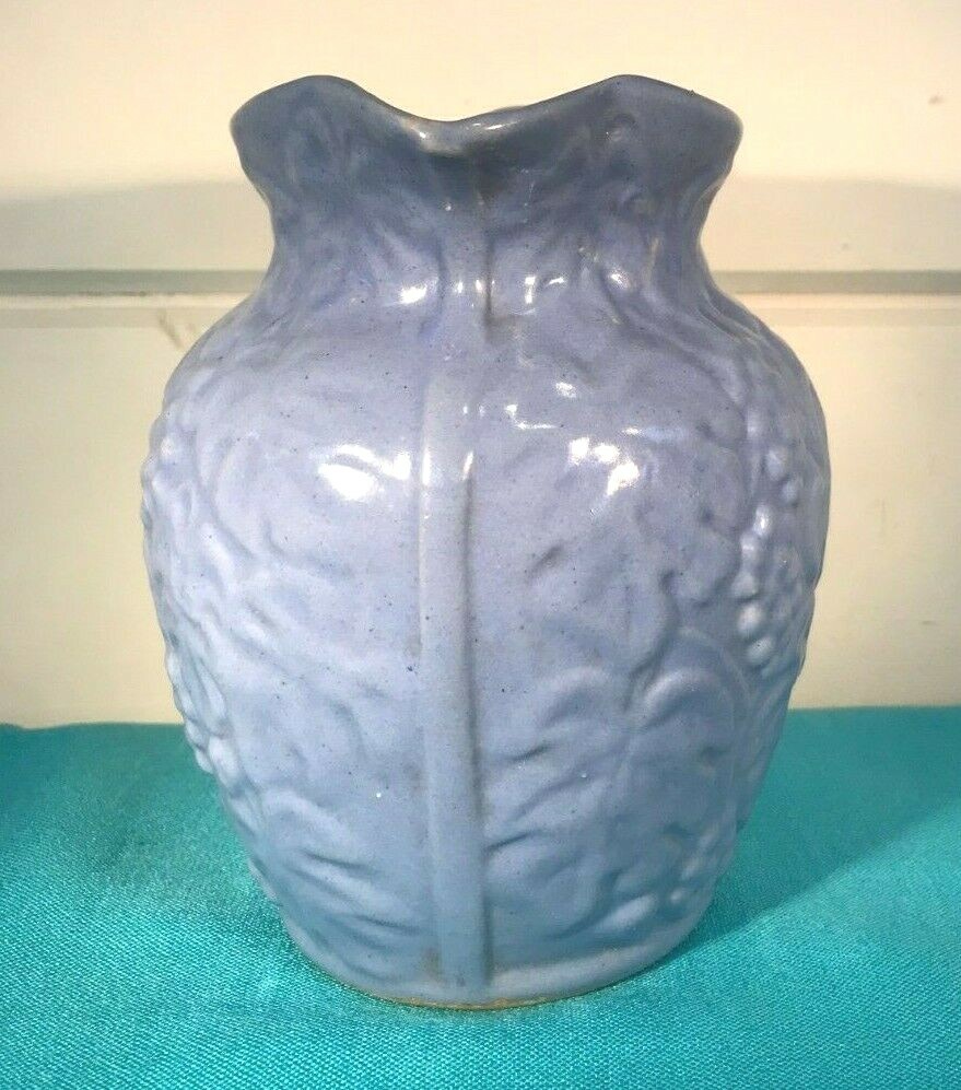 Uhl Pottery Yellow Ware Stoneware Grapes & Leaves blue glaze 183 milk ...