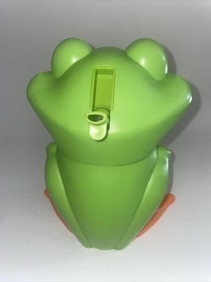 Rainforest Cafe CHACHA Tree Frog 3D Sitting Souvenir Travel Drink ...