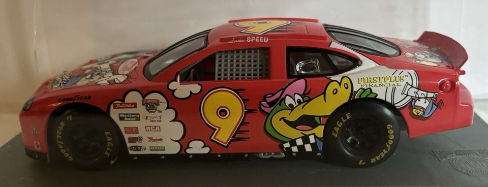 Lake Speed 9 Cartoon Network 1:24 Goodyear/Melling/RCA/Fireplus Race ...