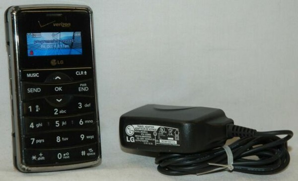 Lg vx9800 cell phone flip top full keyboard speakers