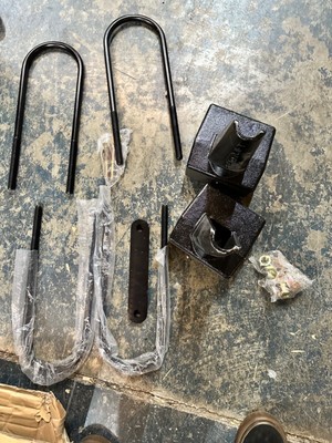 Readylift 2'' Rear Block Kit w/out Top Overload 03-21 Dodge/Ram 3500 66 ...