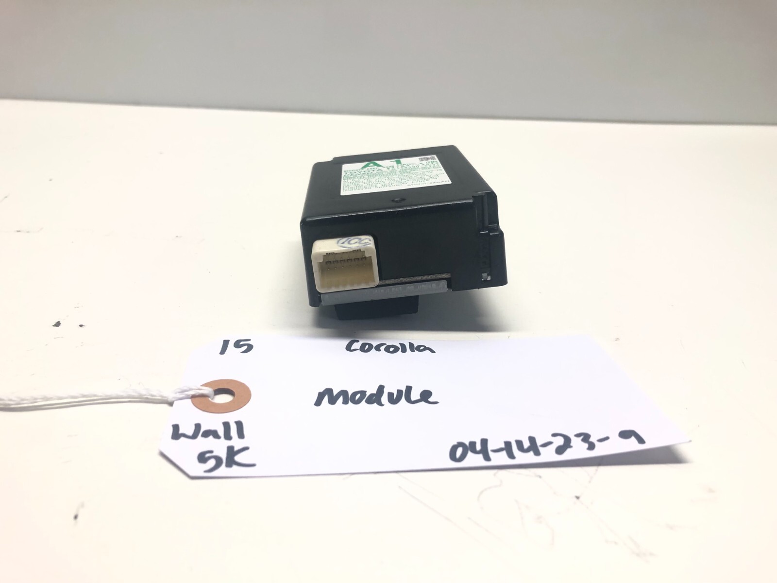 2014-2019 TOYOTA COROLLA OEM DOOR CONTROL & TPMS RECEIVER 897A0-02010 ...