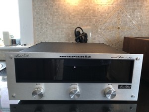 Marantz model 510 amplifier
