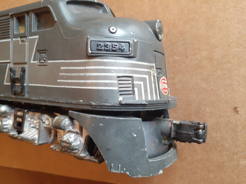 Lionel 2354P&T Vintage O New York Central F-3 Diesel Loco + 2354 Dummy ...