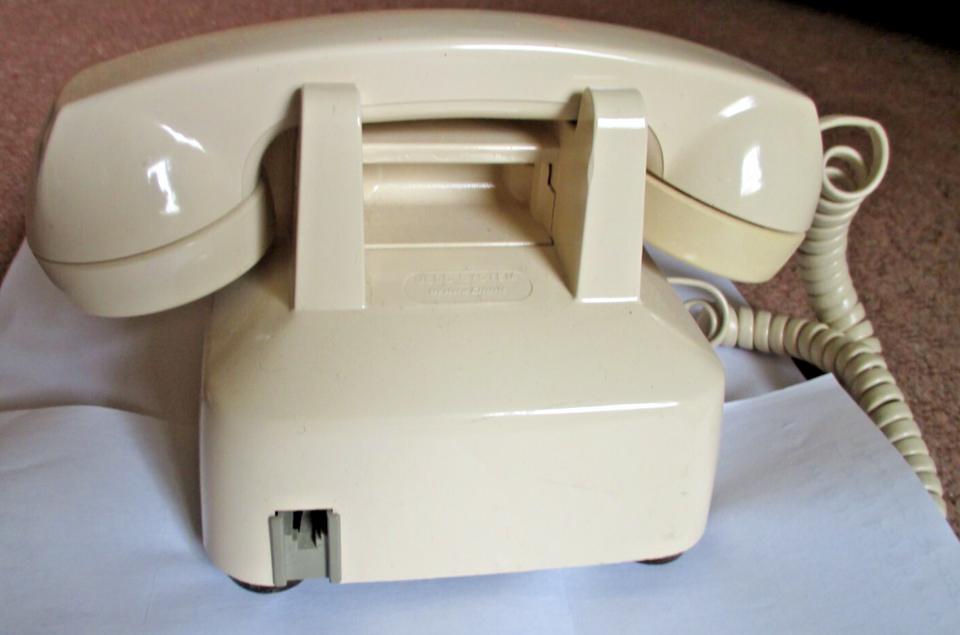Vintage Tan Bell System Western Electric 2500DMG Push Button Desk Phone ...