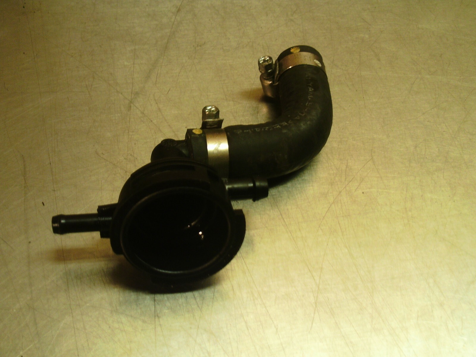 2010 Honda VFR1200F VFR 1200 F DCT Radiator filler neck & hose pipe ...