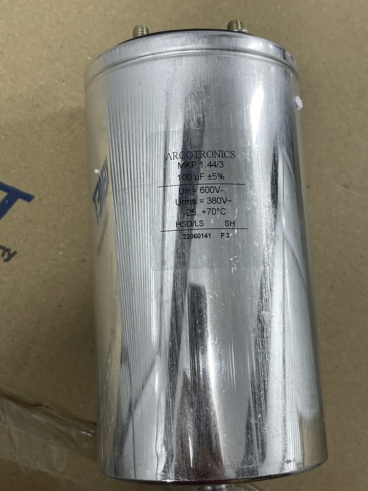 Kemet Capacitor Film 100uF 600V PP 5% (76 X 138mm) Stud Mount Aluminum ...