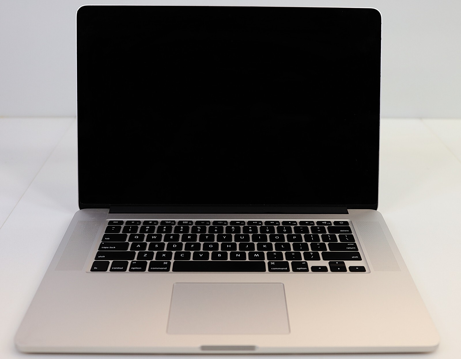 Apple A1398 MacBook Pro 15" 2015 Intel i7-4770HQ 16GB DDR3L CC 730 No ...