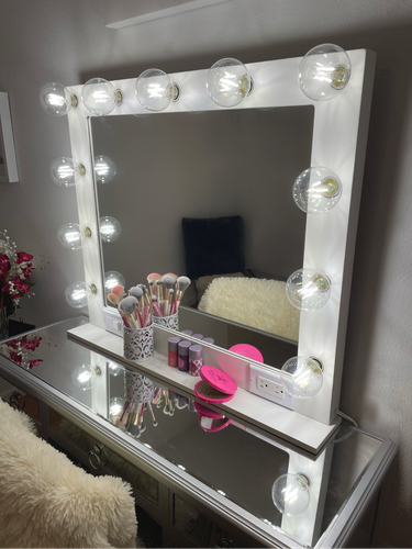 Large vanity mirror with lights 32 x 28 - Made in the USA | eBay