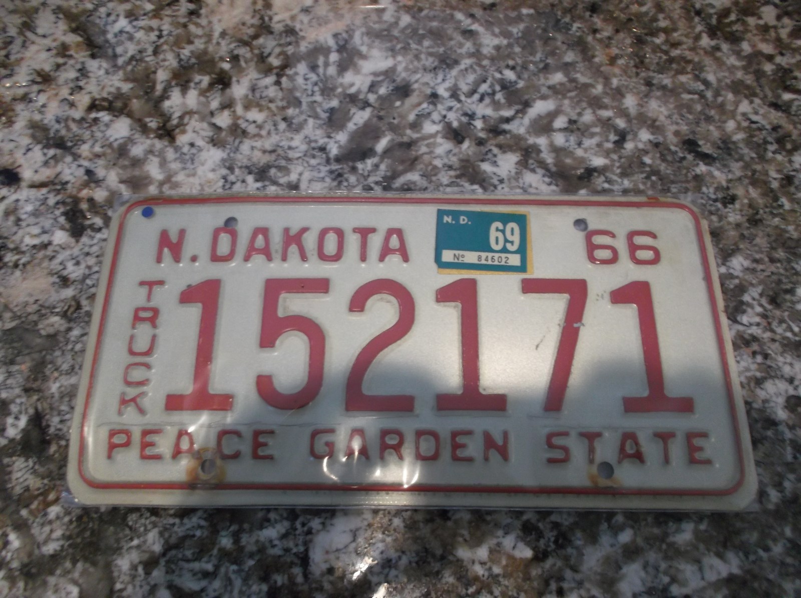 1966 NORTH DAKOTA TRUCK LICENSE PLATE 152171 | eBay