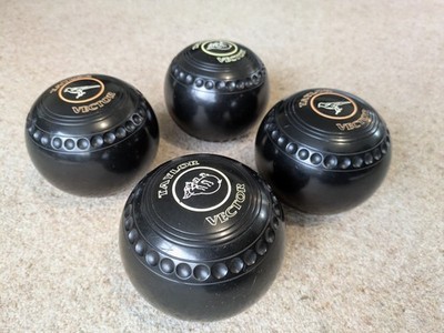 4 x Taylor Vector Lawn Bowls Size 00 Mixed Set 2 x 07 2 x 08 Pig Bird ...