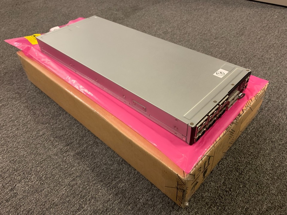 R3B08A P17529-001 HPE SN2410M 25GBE 48SFP28 8QSFP28 Onie C2P Airflow DC ...