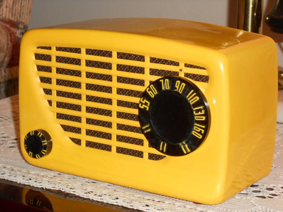 ARVIN MID CENTURY 1950's TUBE MIDGET TWO TONE COLOR RADIO 540T RESTORED ...