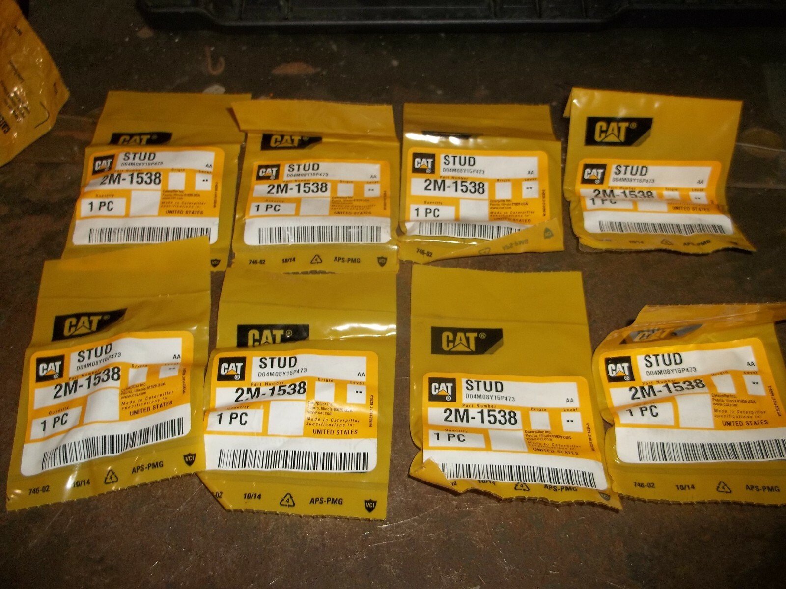 LOT OF 8 CAT CATERPILLAR 2M-1538 STUDS (BIN140) | eBay