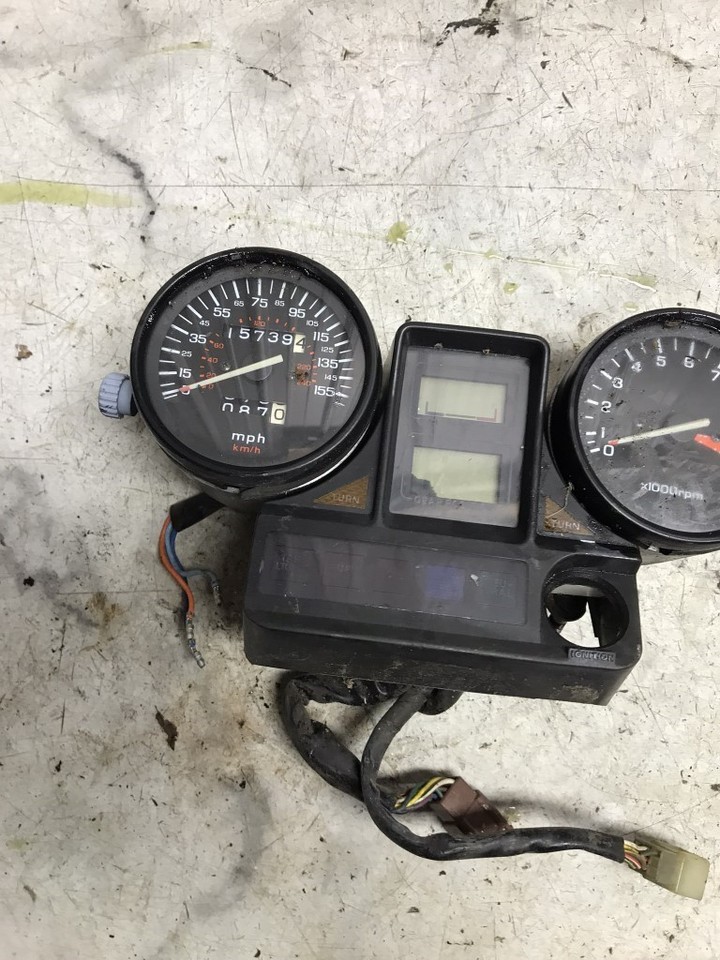 85 Honda VF1100 VF 1100 C V65 Magna Gauge Meter Speedometer Speedo ...