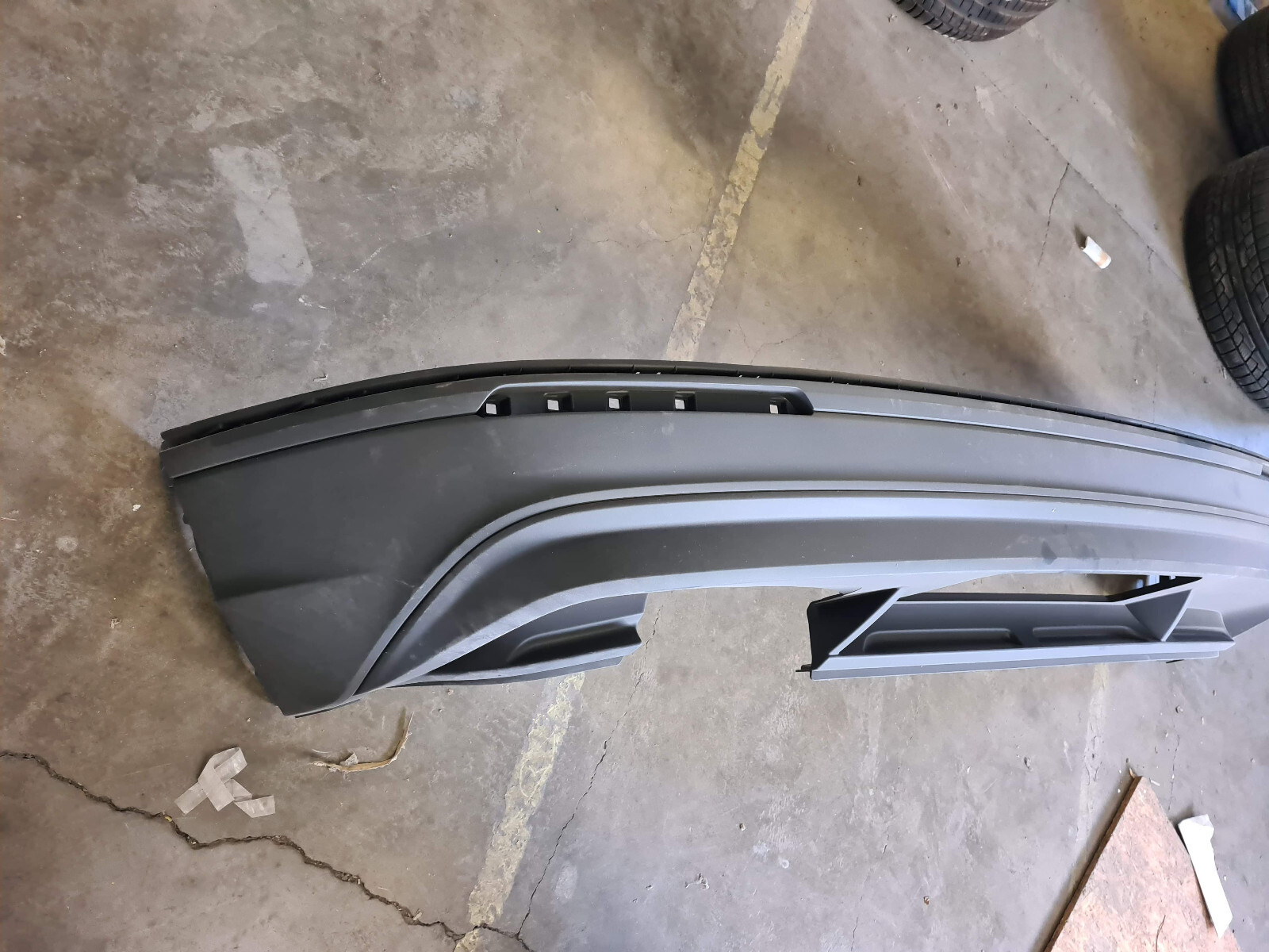 NEW GENUINE VW TIGUAN REAR BUMPER LOWER VALANCE 5NA807521 | eBay UK