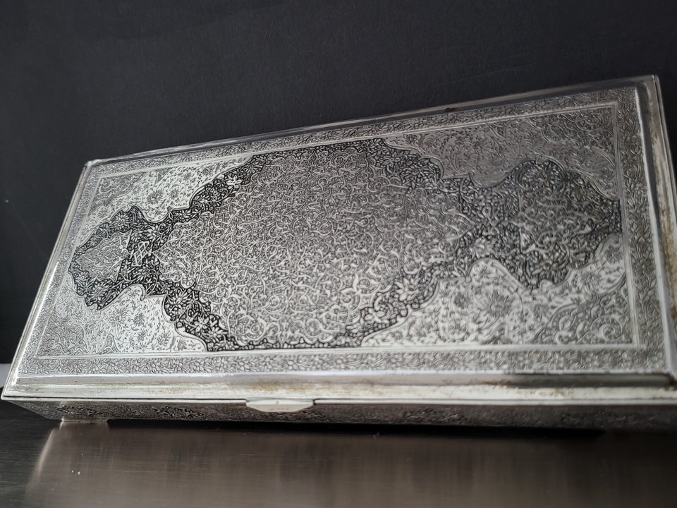 Fascinating Genuine Middle Eastern Silver Vanity Cigarette Box By ...