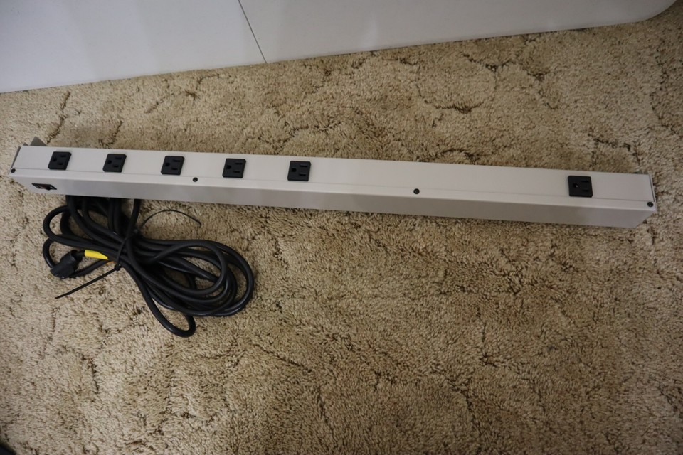 BRETFORD L30-E 15-OUTLETS ELECTRICAL UNIT~34.5"-w/19ft Power Strip Cord ...