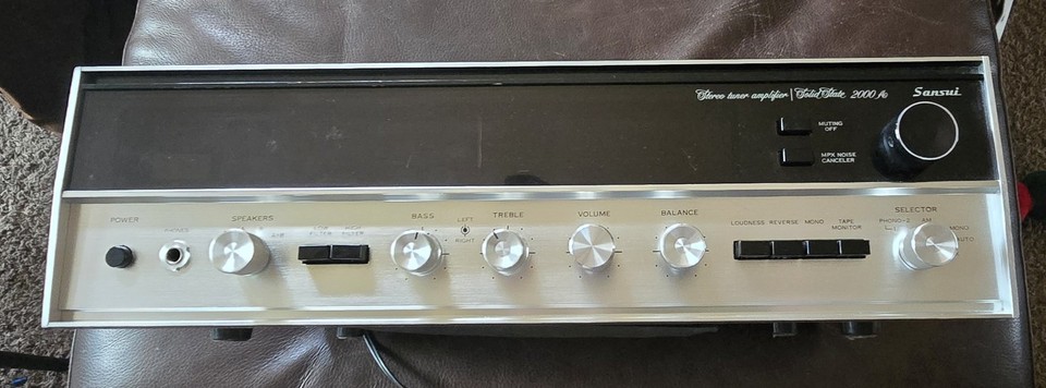 Excellent Sansui Vintage Stereo Amplifier Model 2000A, 35 wpc + More ...