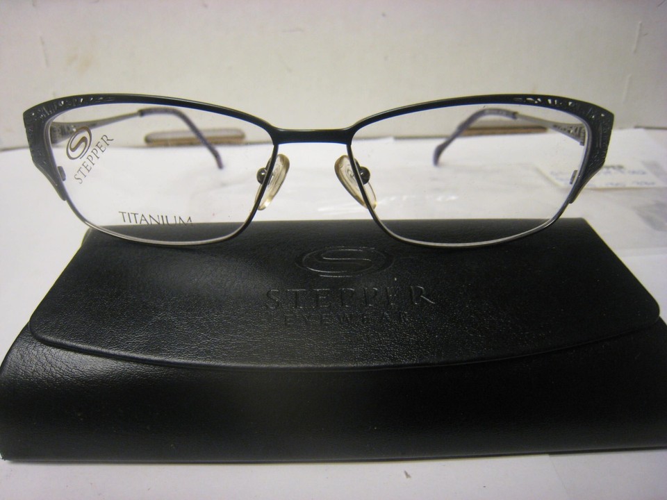 Womans Stepper Titanium Eyeglass Frame SI50079 F052 54-15-135-33 BLUE ...