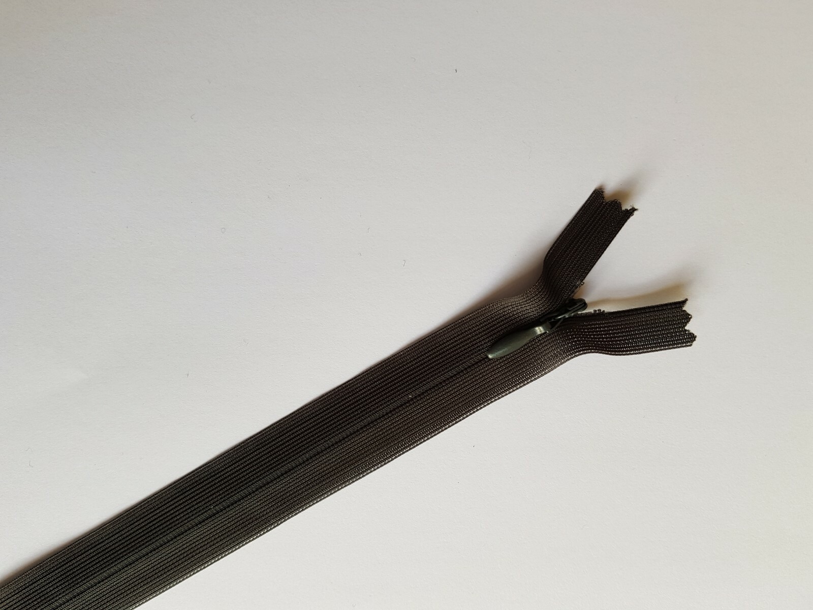 OPTI S43 Concealed/Invisible Closed End Zips, teardrop puller for Light ...