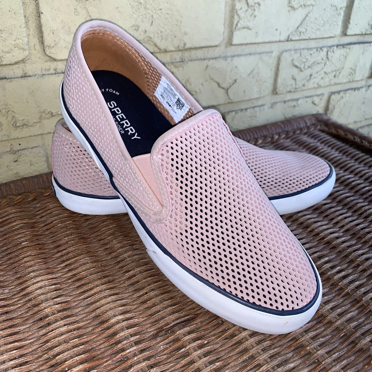 Light Pink Sperrys