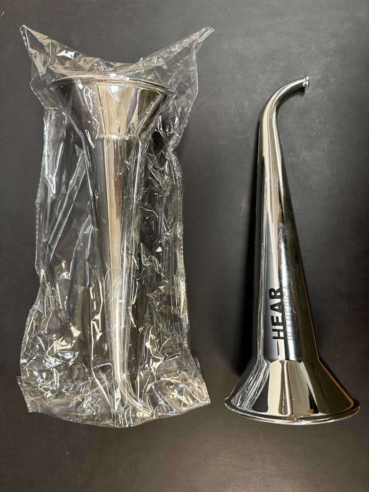 PAIR of REPRODUCTION PLASTIC EAR HORNS BUGLES TRUMPETS HEARING AID ...