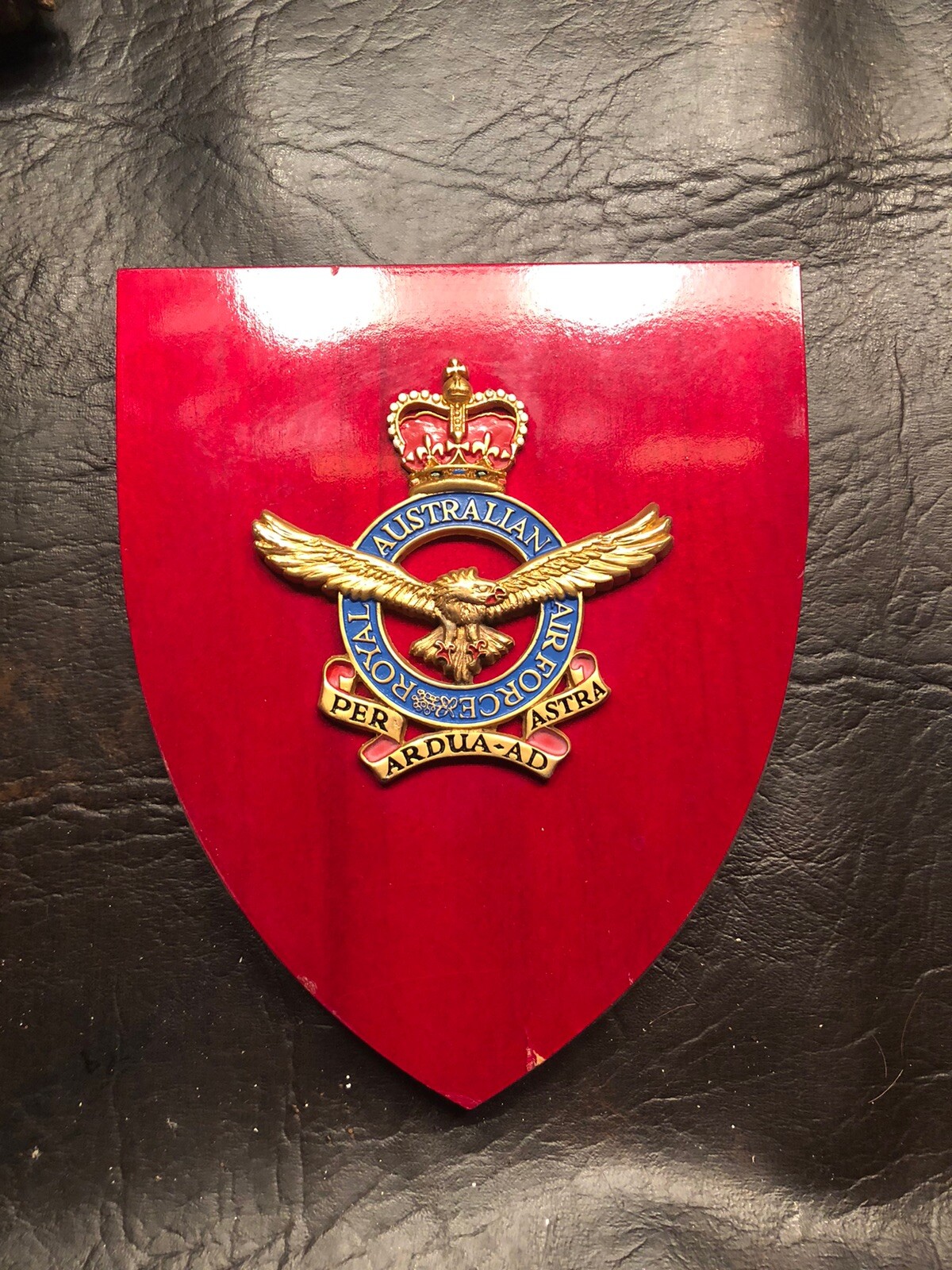 Australian Air Force Plague Shield Royal Per Astra Ardua Ad | eBay