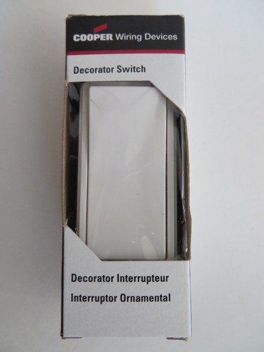 White Cooper Wiring Devices 7501W-BOX 15-Amp 120-Volt Single-Pole ...