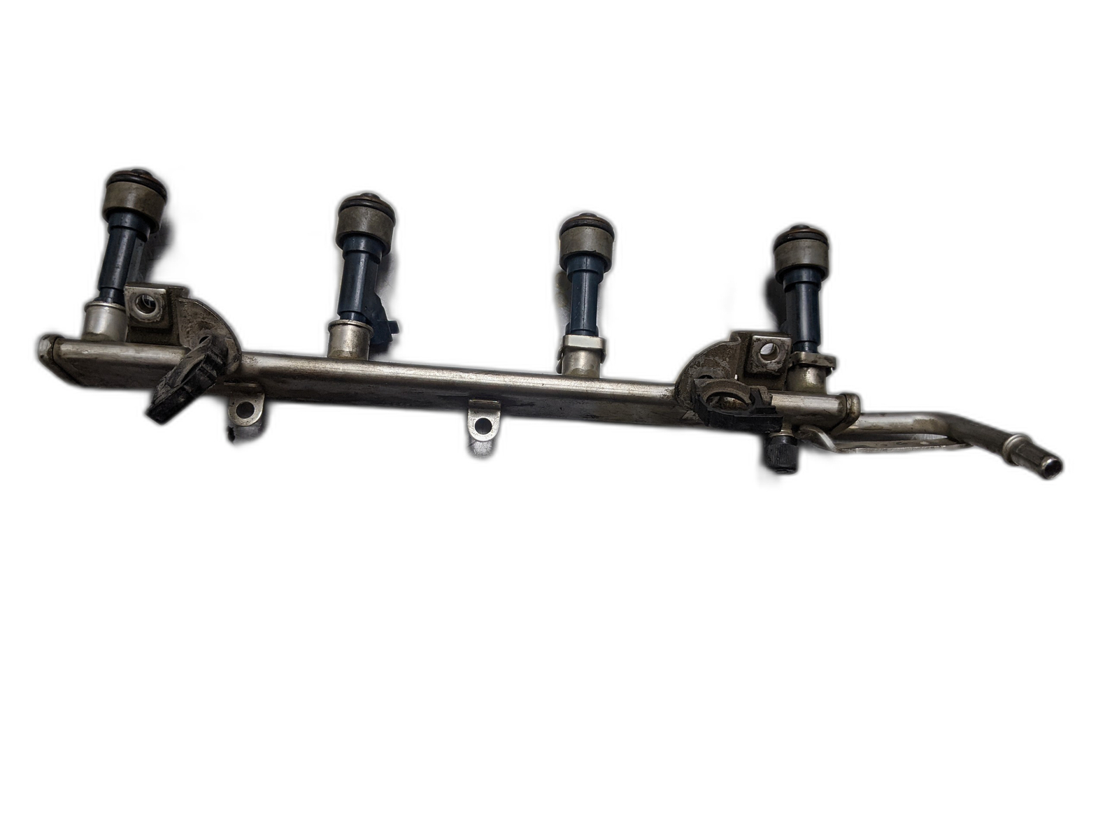 Fuel Injectors Set With Rail From 2006 Chevrolet HHR 2.4 12613162 FWD ...