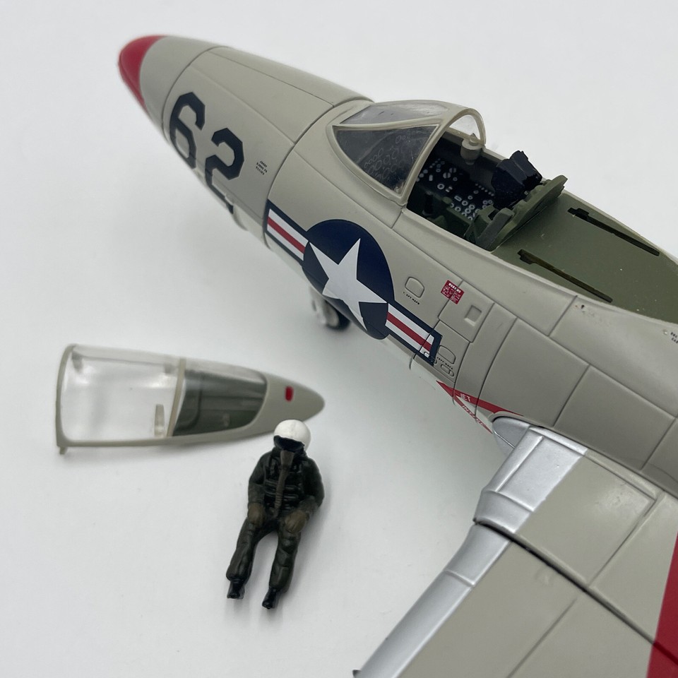 Hobby Master HA7203 Grumman F9F-2 Panther ATU-206 NAS Pensacola Used ...