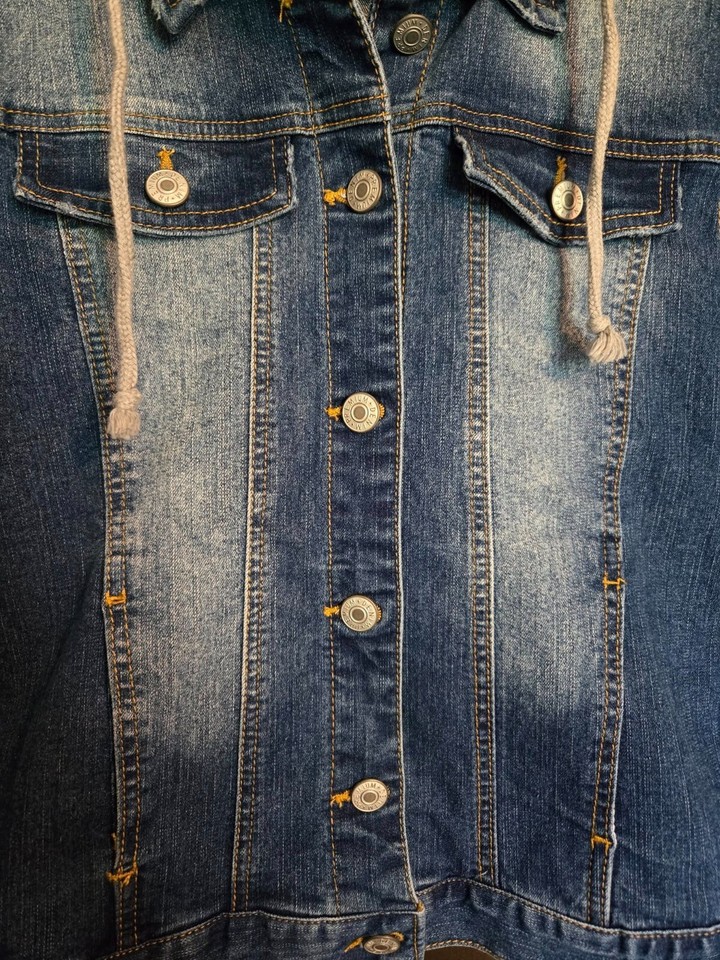 love tree denim size large denim jacket sweatshirt material sleeves ...