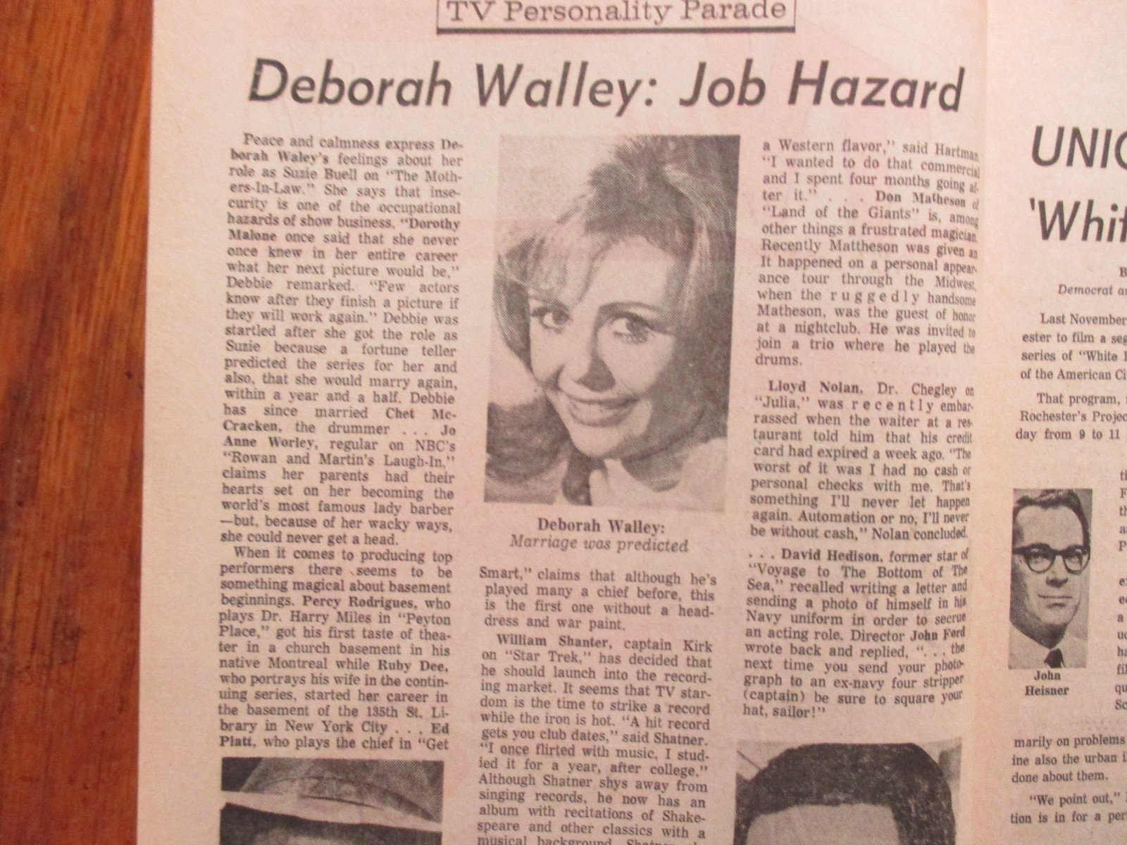 1969 Democrat & Chron. TV Tab(DEBORAH WALLEY/HAL HOLBROOK/THE SMOTHERS ...