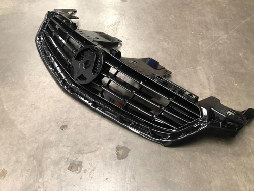 NEW HOLDEN VF COMMODORE GRILLE SS 2013-15 | eBay