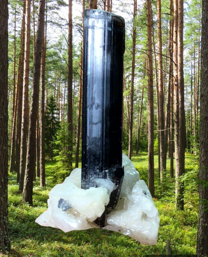 11 Carat Tourmaline with Albite Crystal Specimen From Pakistan | eBay