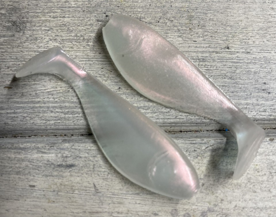 Paddle Tail Sassy Shad 2” Color Pearl Red Lot Of 30 Bass Crappie | eBay