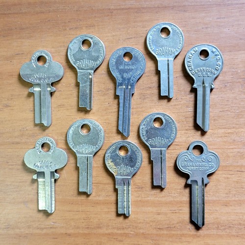 LOT OF 10 VINTAGE UNCUT KEY BLANKS GRAHAM MFG. CO. DERBY CONN. USA KEYS ...
