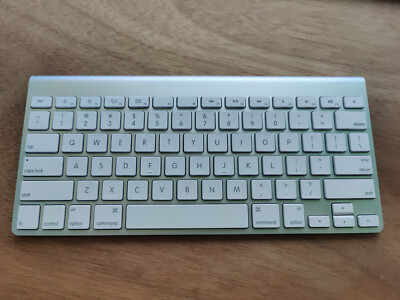 GENUINE Apple Wireless Bluetooth Keyboard A1314 Mac Aluminium Free ...