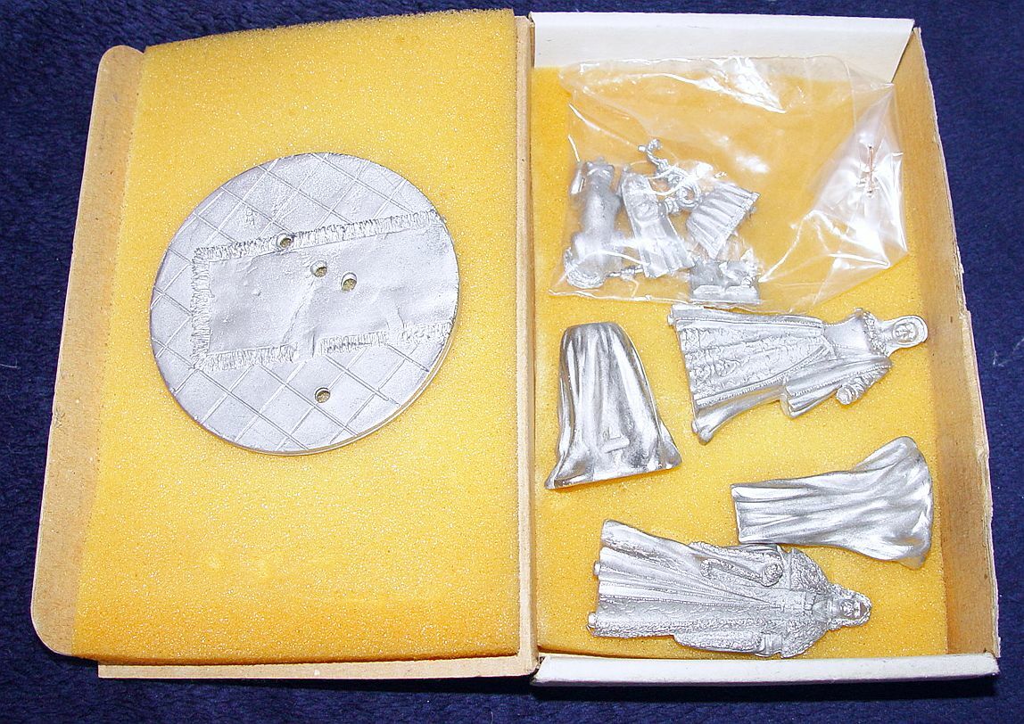 FM Beneito Miniatures 75mm KING FERNANDO QUEEN ISABEL Diorama Set White ...