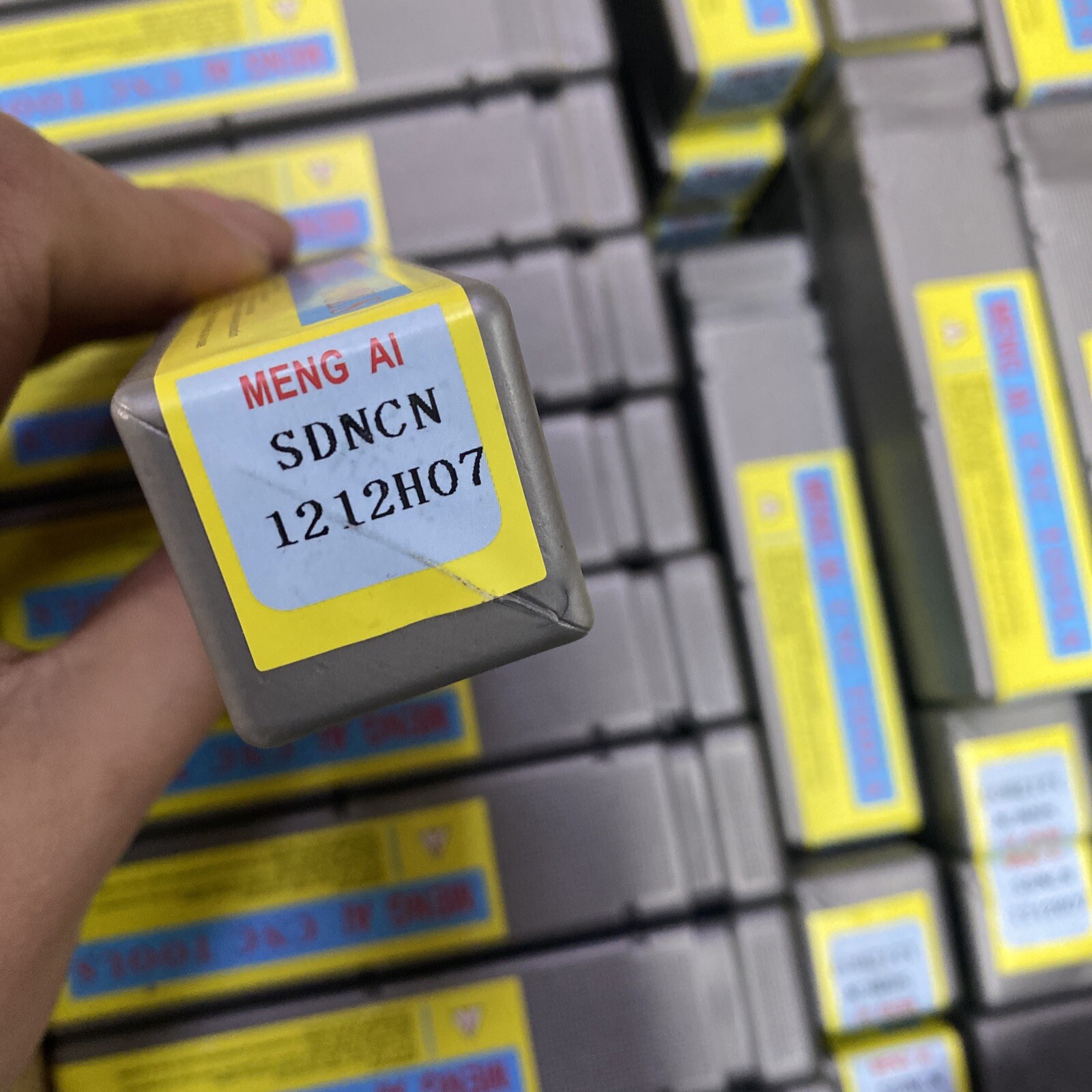 62.5° Cylindrical turning tool rest SDNCN 1010 H07 and 10pcs DCMT070204 (screw) | eBay