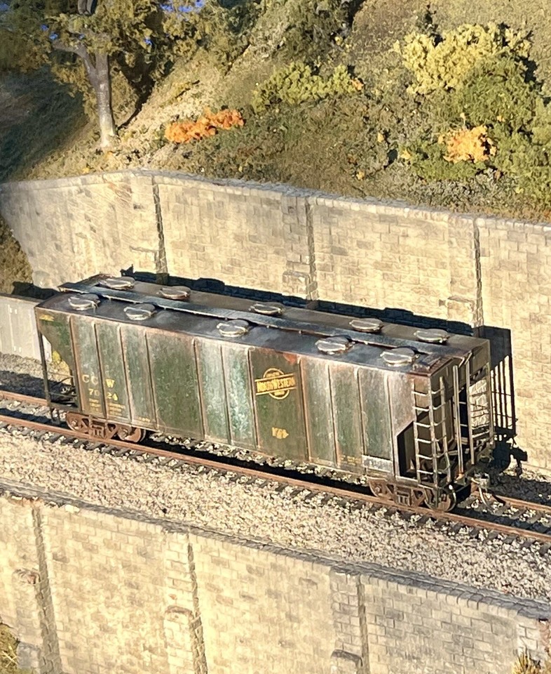 Tangent HO Scale CNW PS4000 Covered Hopper Weathered | eBay