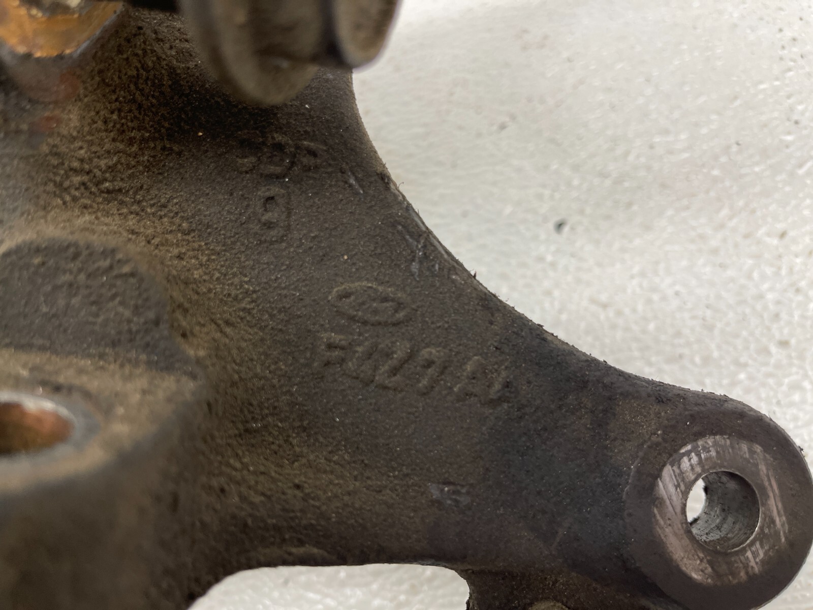 87-93 94-95 OEM Mustang V8 Front Spindles Hubs Fox 5-Lug Conversion ...